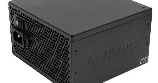 Xilence XP600R6 Alimentation 600 W 20+4 pin ATX ATX Noir XN044 pas cher
