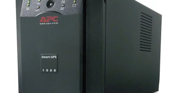 APC Smart-UPS 1000VA UPS 1 kVA 670 W SUA1000UXI pas cher