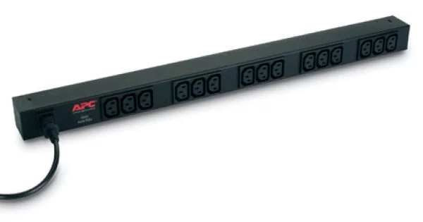 APC RACK PDU BASIC ZERO U 10A 230V unité de distribution d'énergie 15 ...